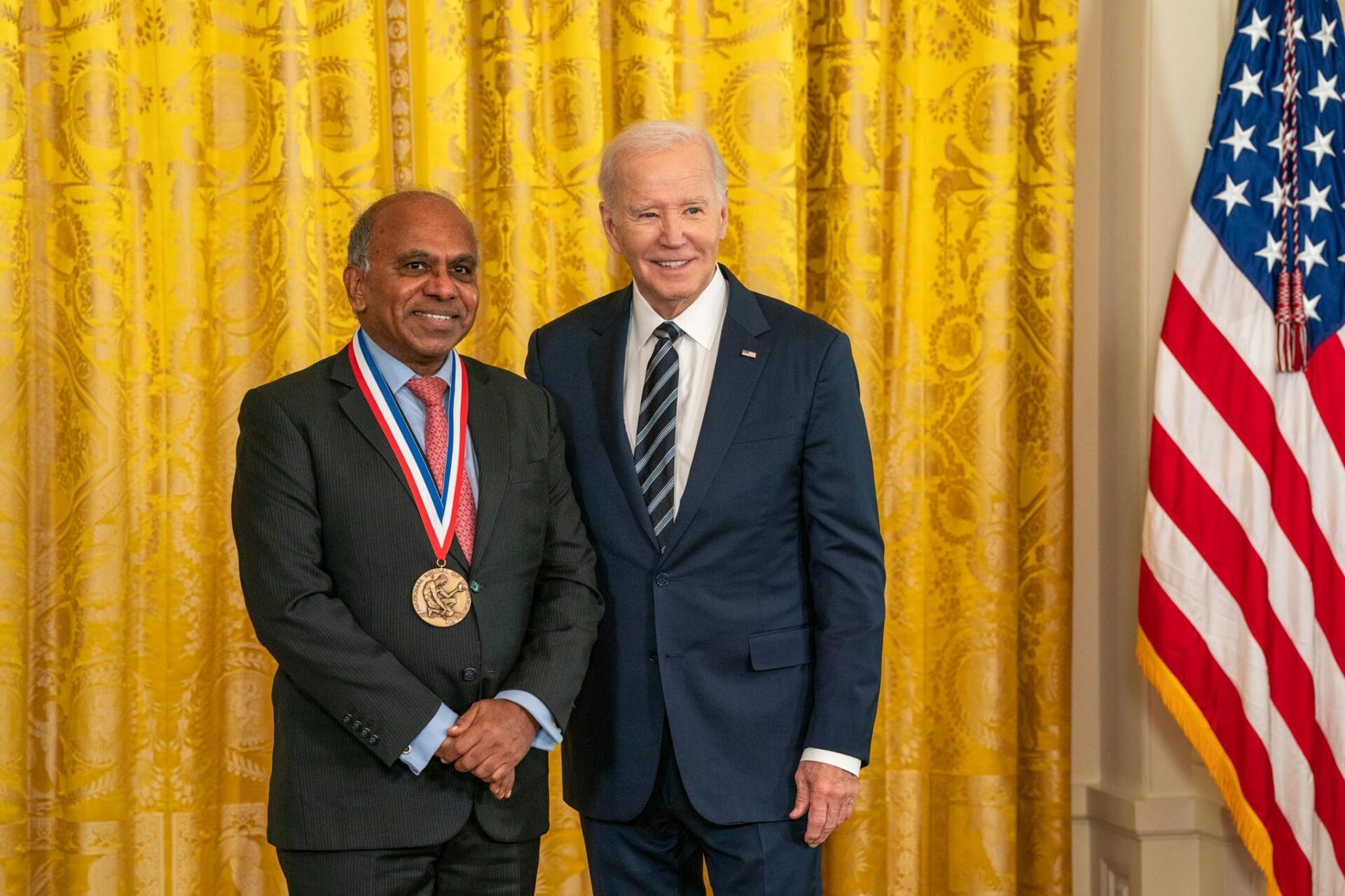 St Hugh's Honorary Fellow, Professor Subra Suresh, presented with two ...